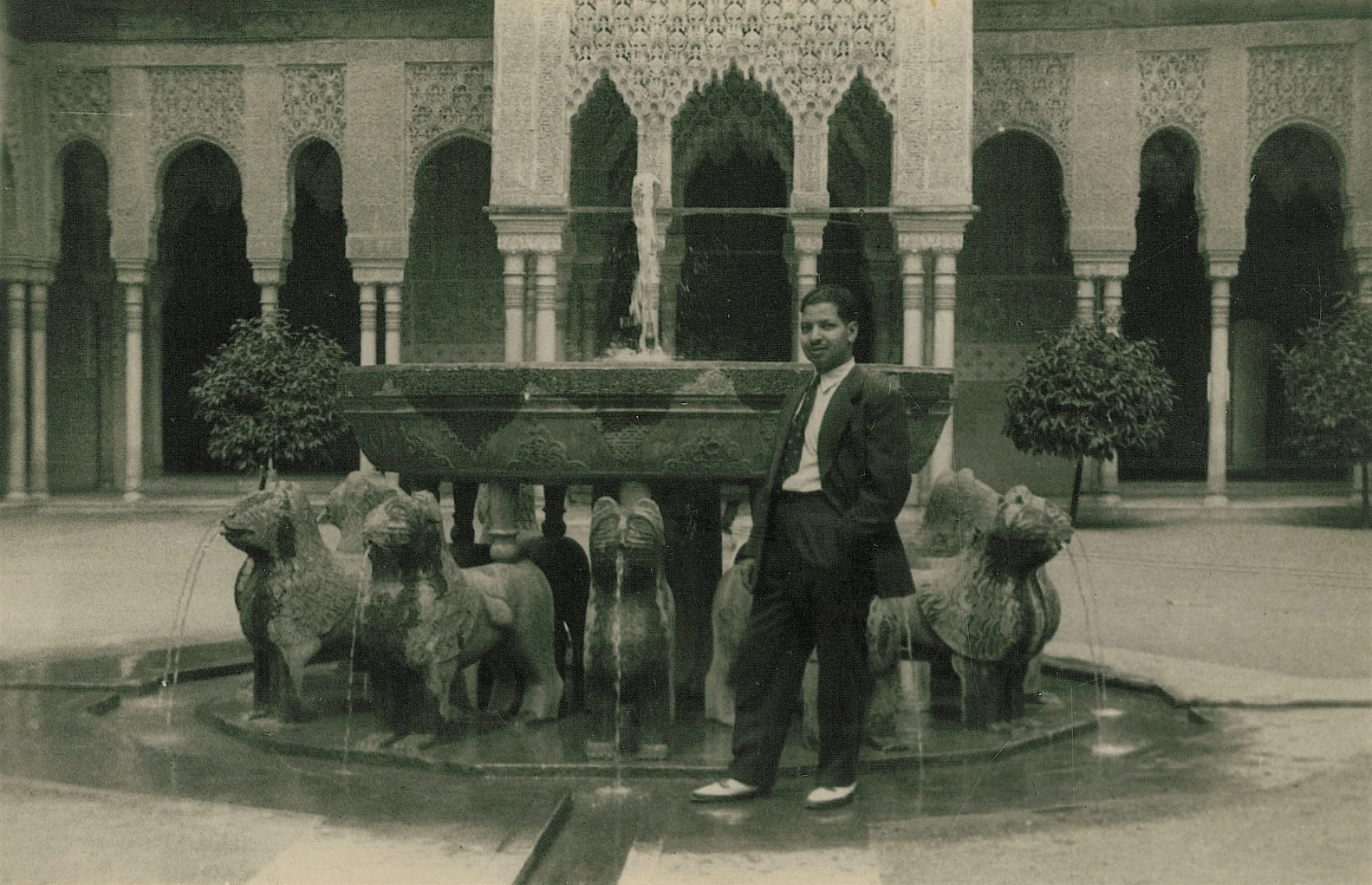 Mahmud Ali Makki: poet of dialogue between cultures - FUNCI - Fundación ...